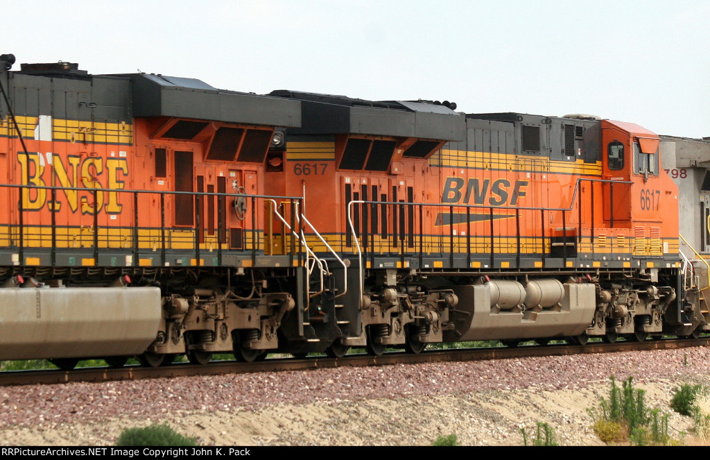 BNSF 6617